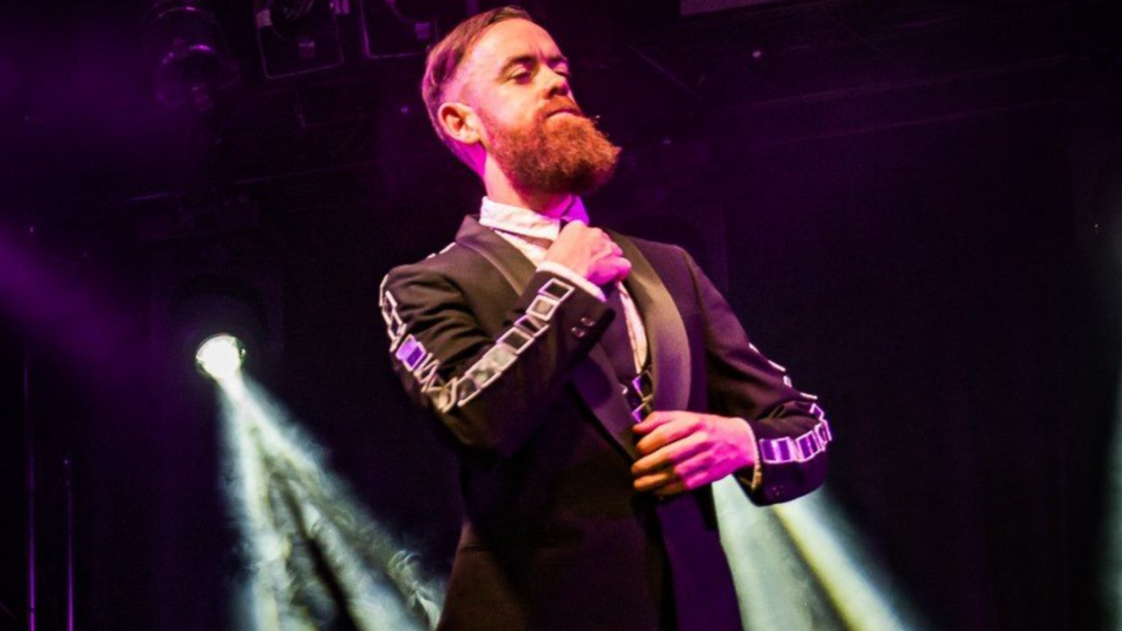 Performer Profile: Bobbie Sox - Perth International Burlesque Festival